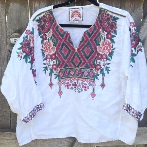 Johnny Was | Tops | Wonderful Johnny Was White Floral And Geo ...